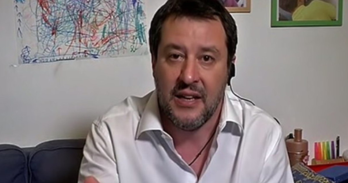Matteo Salvini risponde a Vincenzo De Luca: "Vuol chiudere la Campania ...
