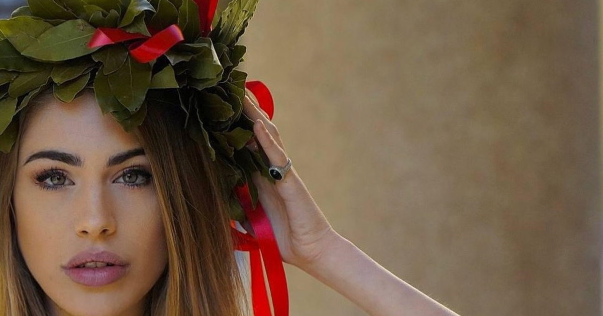 "Bella e dottoressa": l'influencer Asia Gianese si laurea alla statale ...