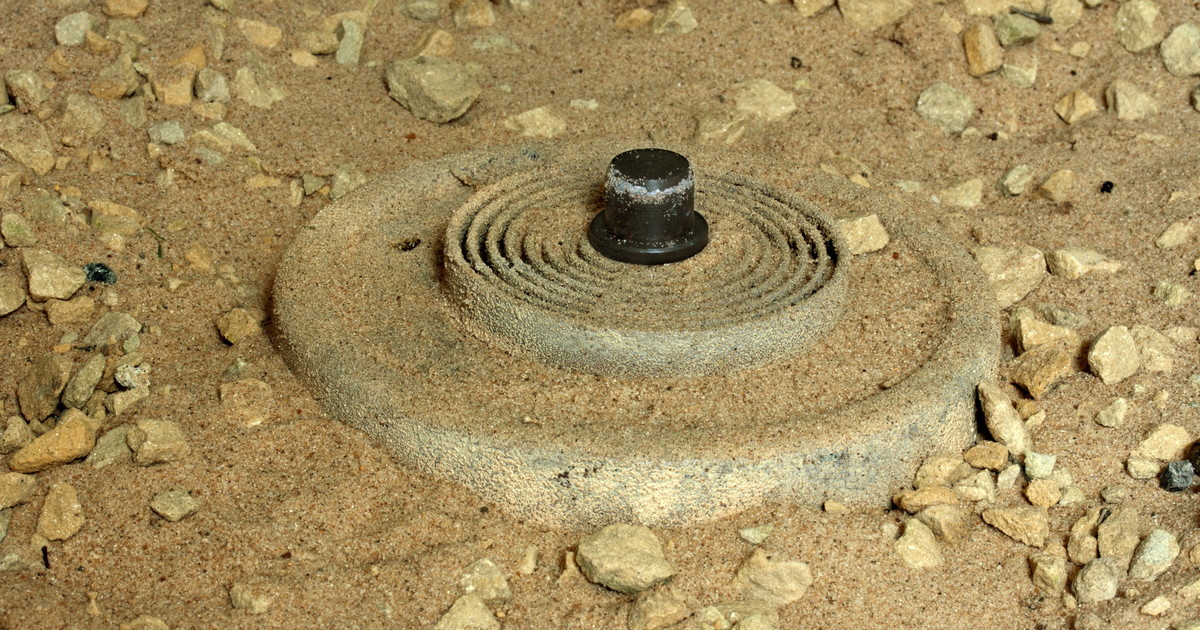 Pom-3, le "mine intelligenti" che distinguono uomini e animali: l'arma ...