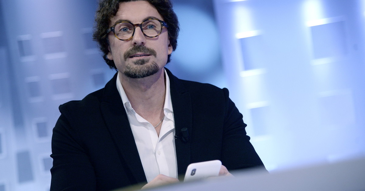Toninelli disperato: "Se qualcuno lo ama...", per cosa chiede soldi ...
