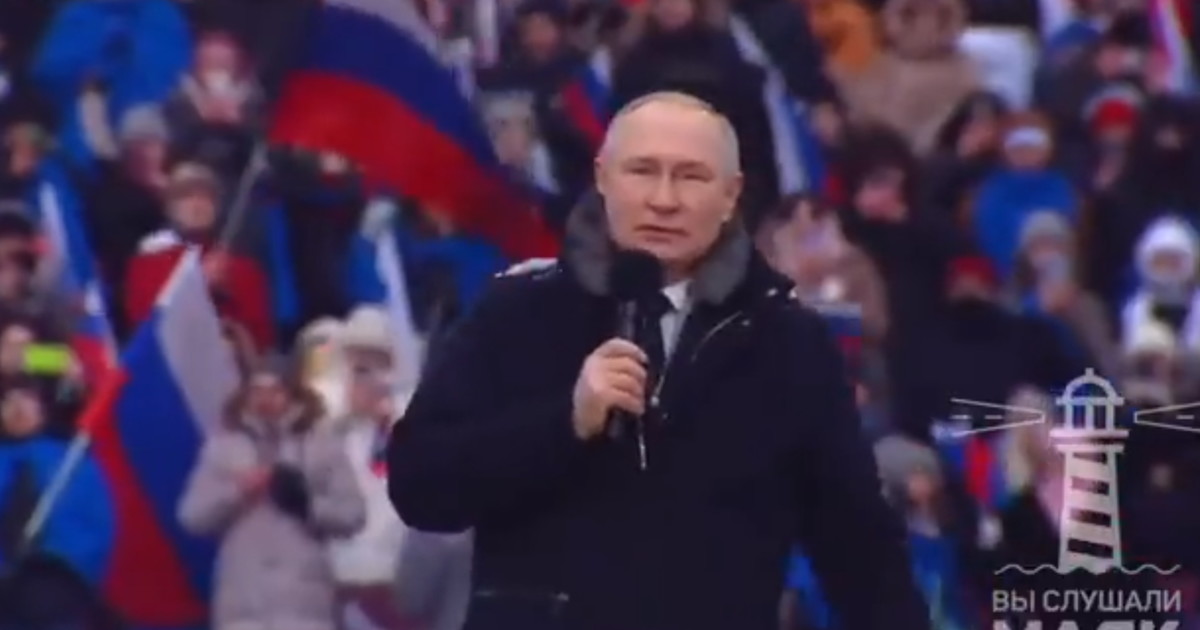Putin, "lacrime e fuggi fuggi": cos'è successo allo stadio | Libero ...