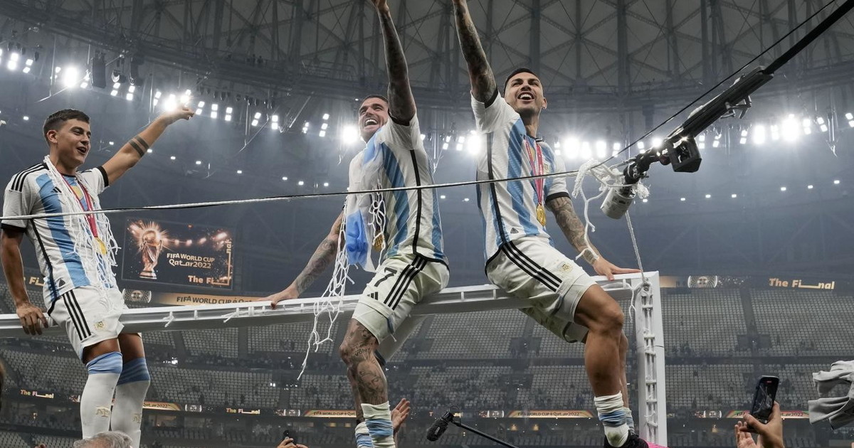 Messi e Argentina, "il fumo": droga prima delle partite al Mondiale ...