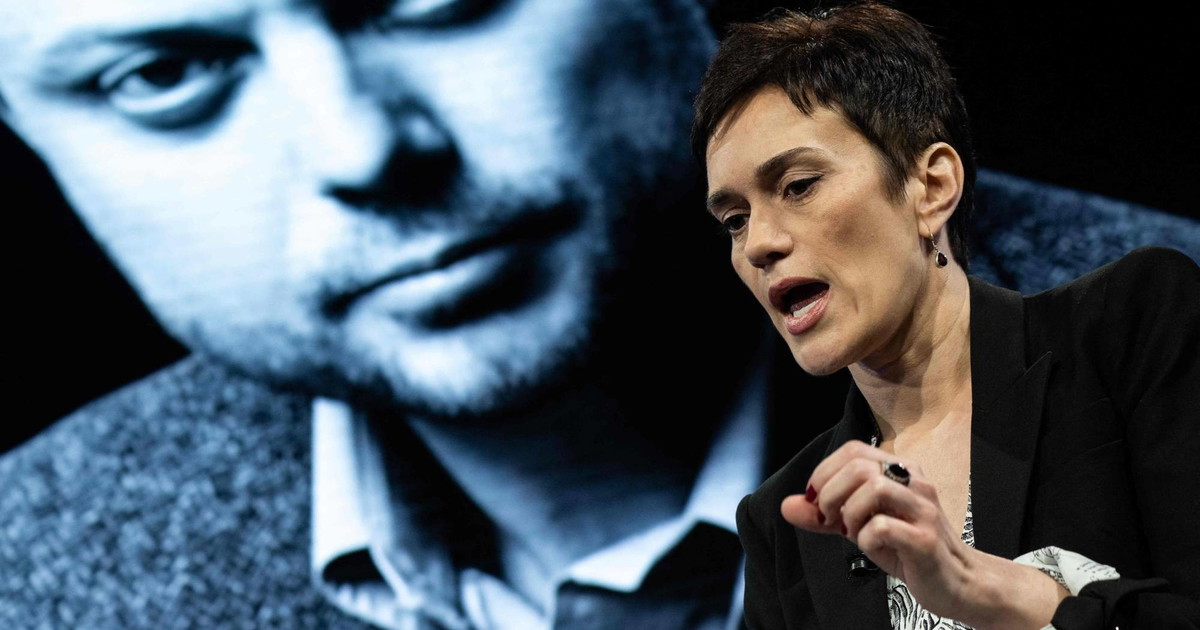 Evgenia Kara-Murza: "Mio marito morirà per ordine di Putin" | Libero ...