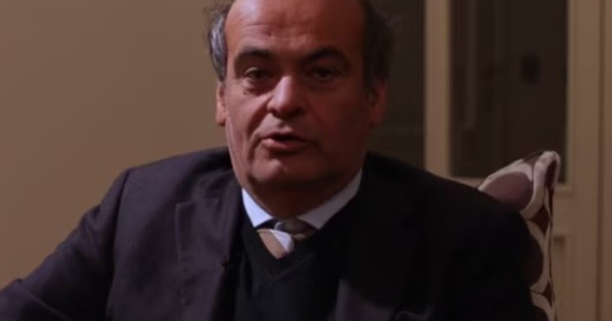 Roveda, il notaio di Berlusconi: "Ma se fino a ieri...", lo sfogo e la ...