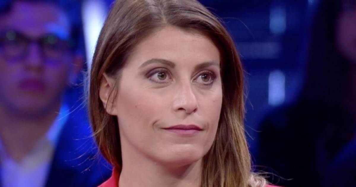 Elisabetta Piccolotti offende Salvini e Meloni? Ricoperta di insulti ...