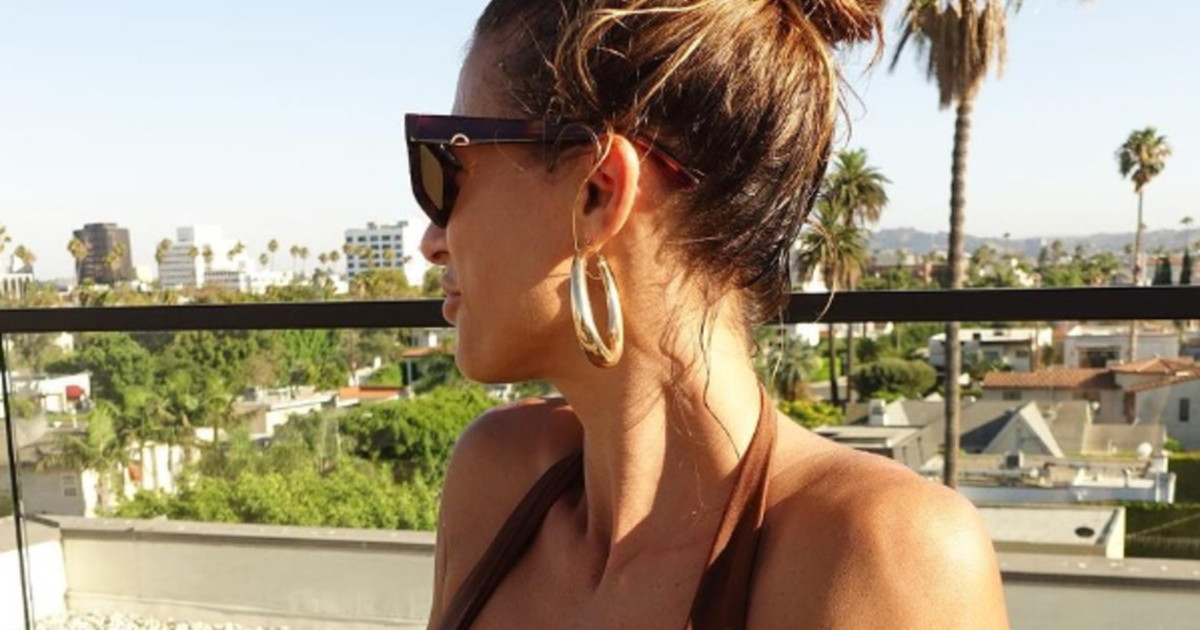 Elisabetta Canalis, "ti prego basta": la foto virale in bikini scalda l ...