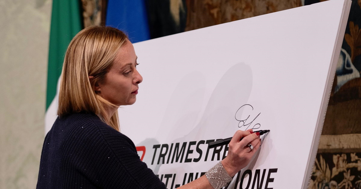 Meloni? "Spettro del governo tecnico": la Stampa la spara grossissima ...