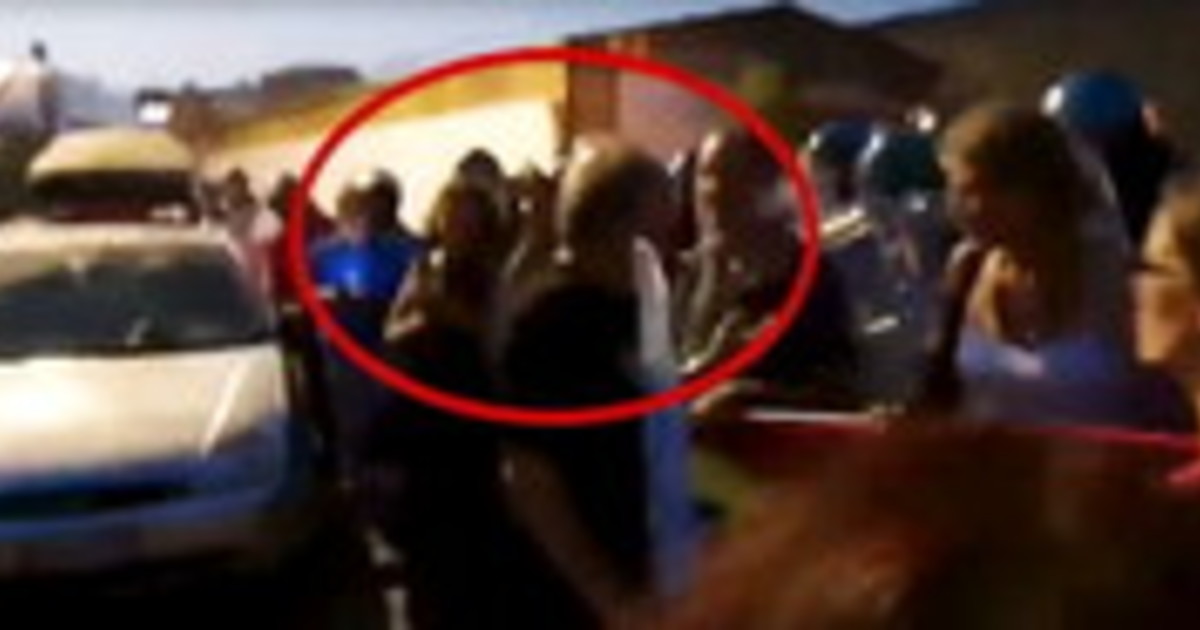 Iolanda Apostolico e marito, il terzo video: insulti ai poliziotti ...