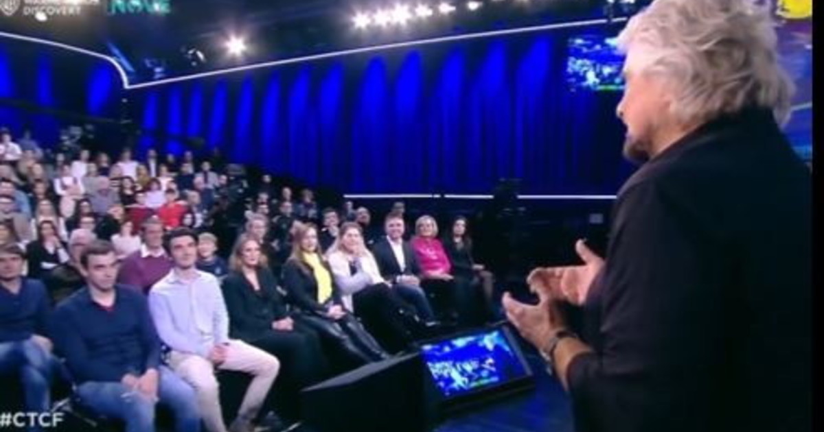 Beppe Grillo non sa i verbi: lo strafalcione imbarazzante sfuggito a ...