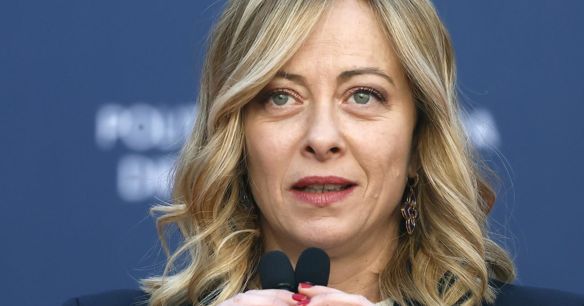 Meloni asfalta Schlein: Meloni asfalta Schlein: