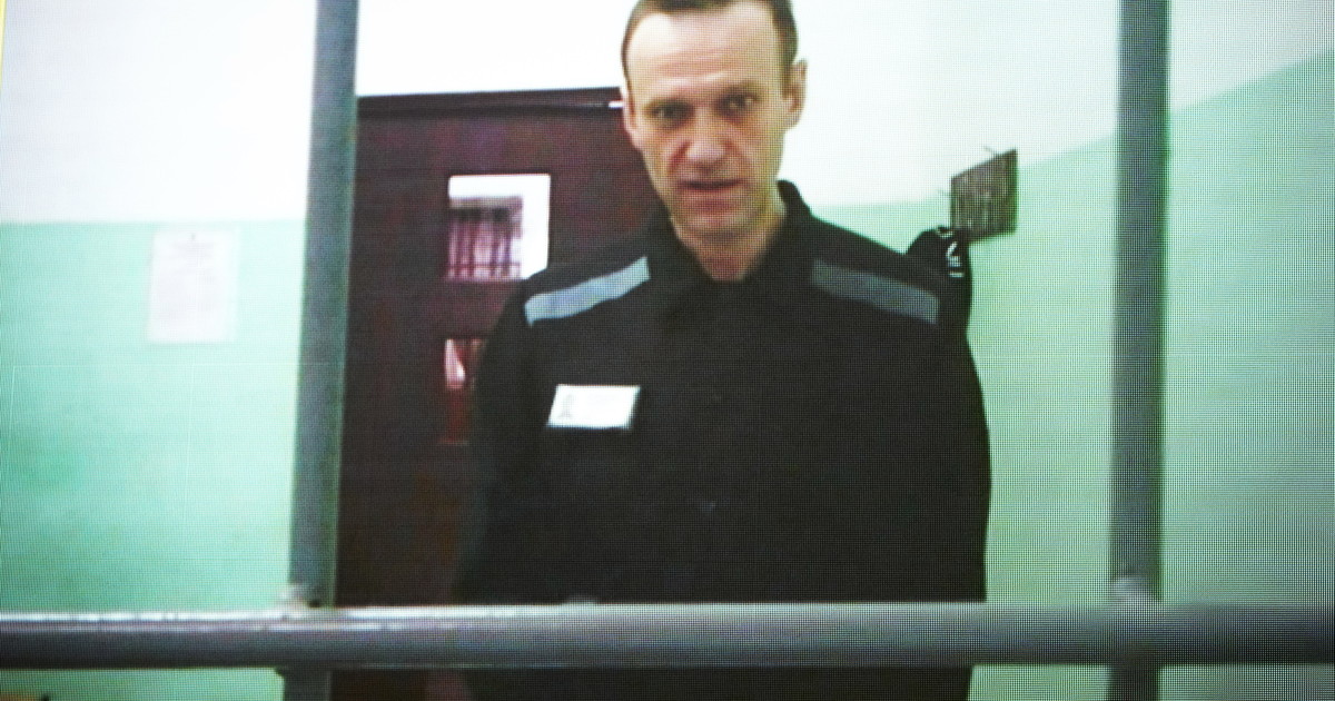 Navalny "ritrovato" dopo 20 giorni: trasferito nella colonia penale IK ...
