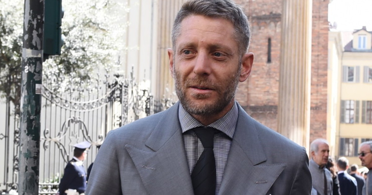 Lapo Elkann, l'ultimo "passo indietro": cosa si vende per 1,74 milioni ...