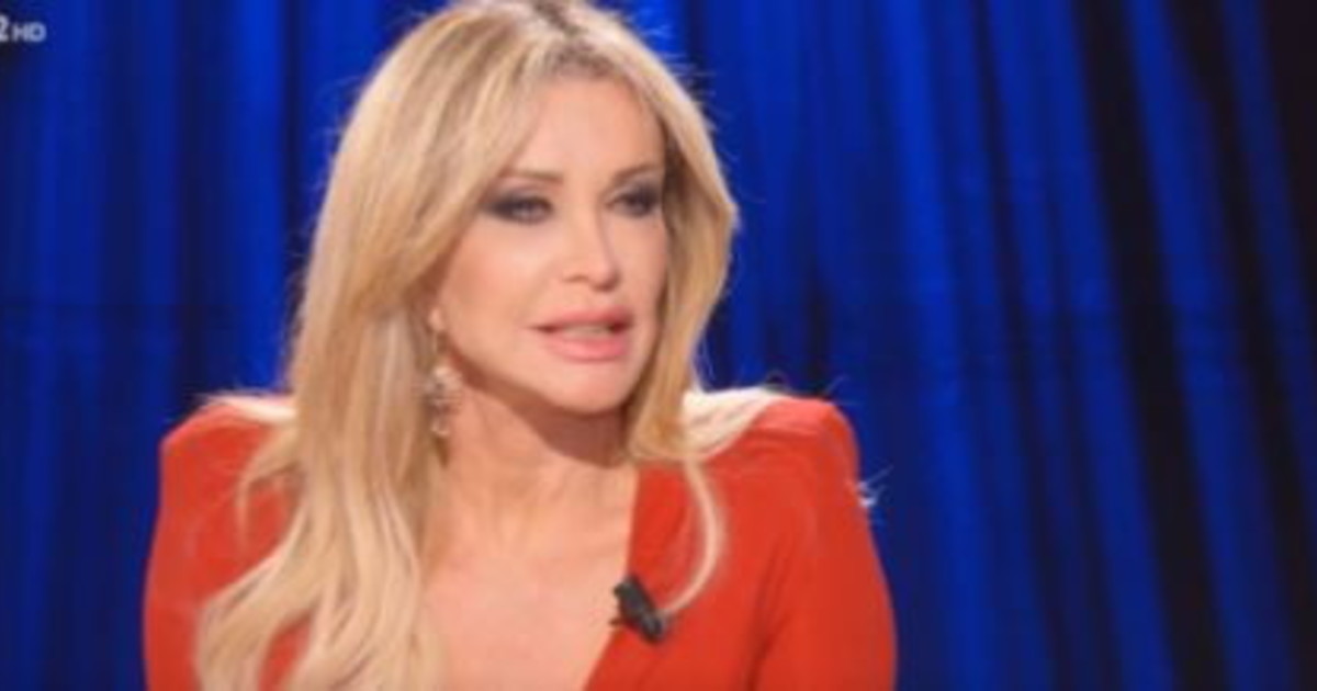 Paola Ferrari, la rivelazione: "Ho un piccolo tumore, ma non voglio ...