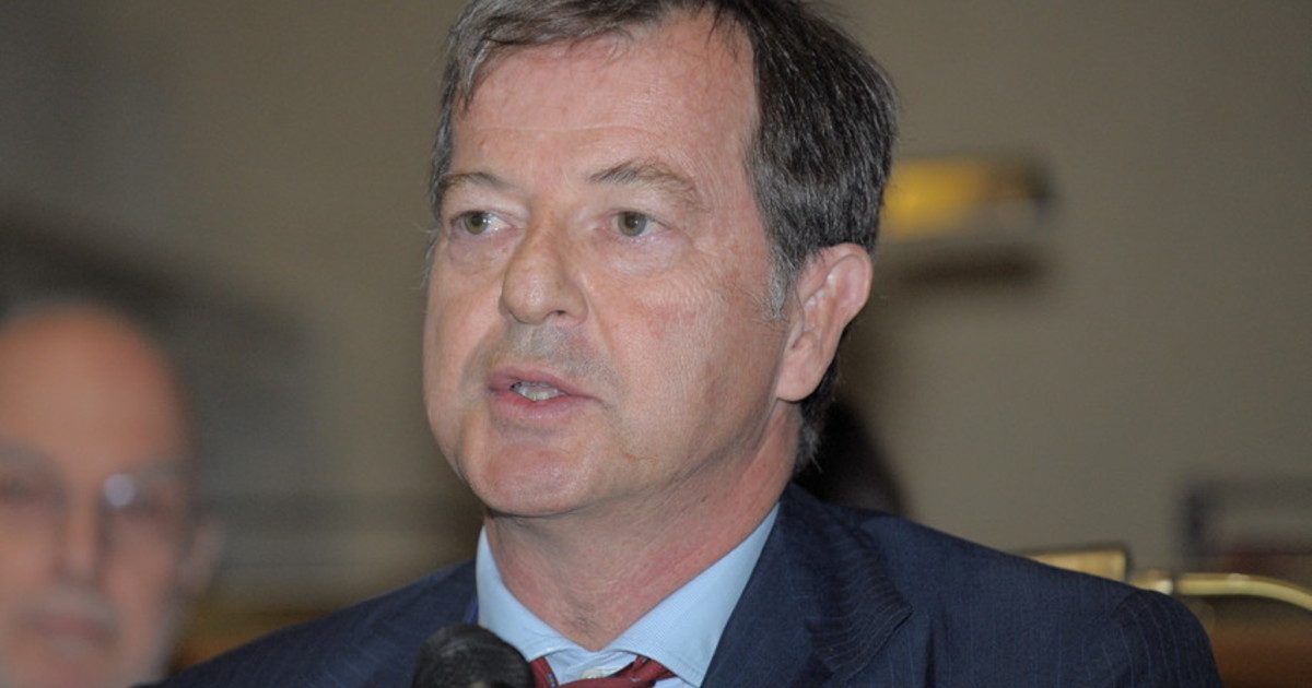 Lupo Rattazzi, il figlio di Susanna Agnelli contro Repubblica: "Italia ...