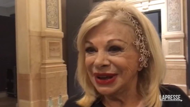 Sandra Milo: "Al primo bacio con Fellini sono svenuta" | Libero ...