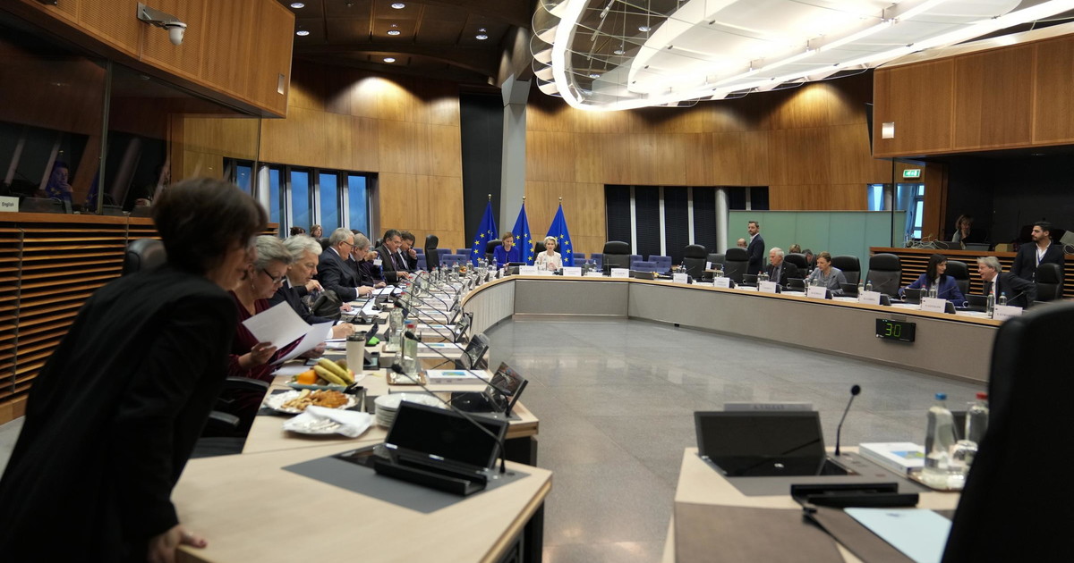 Il burocrate di Bruxelles si fa autocrate | Libero Quotidiano.it