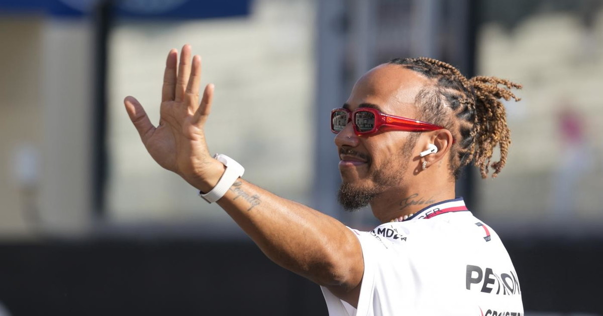 Lewis Hamilton in Ferrari, "nemmeno i miei genitori": i giorni del ...