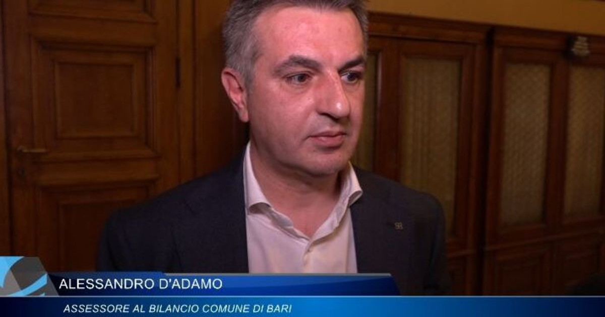 Bari, indagato Alessandro D'Adamo, assessore al Bilancio: Decaro gli ...
