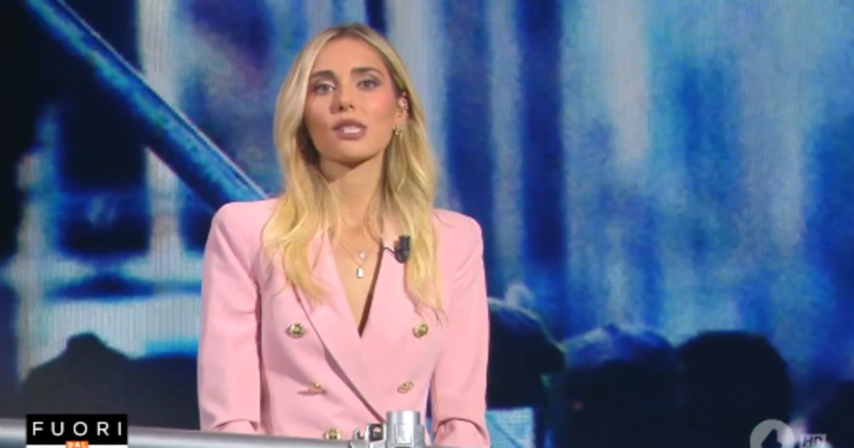 Fuori dal coro, Chiara viva per miracolo: "Ti sbatto al muro, muori ...