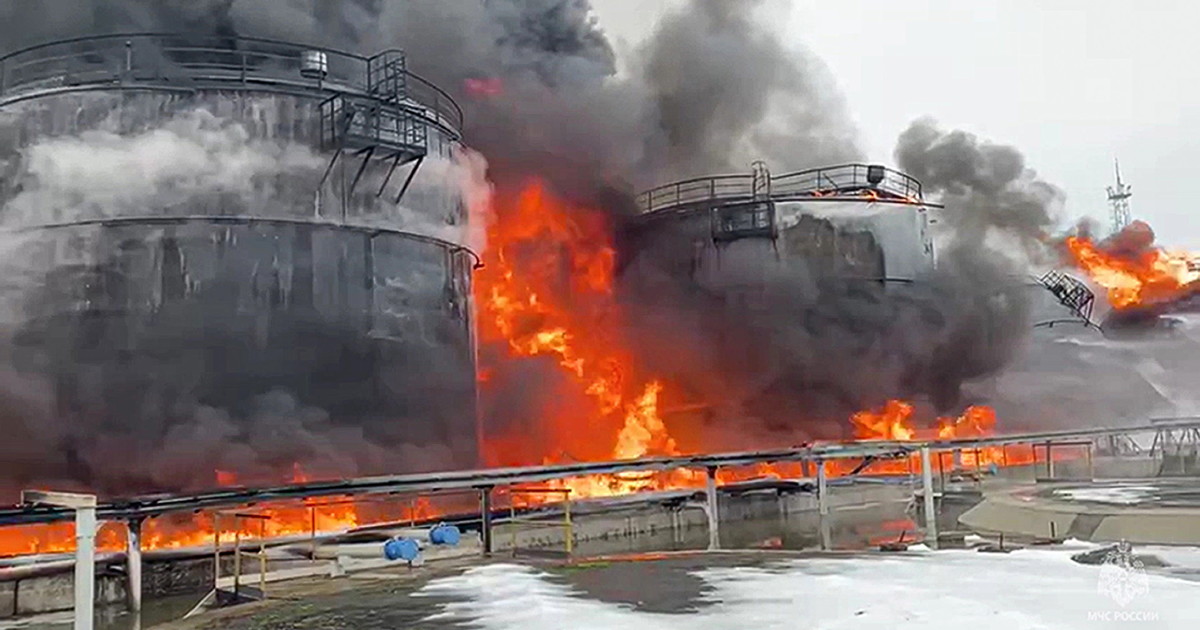 Russia, "bombardato Combinat Kristall": il colpo al cuore del regime di ...