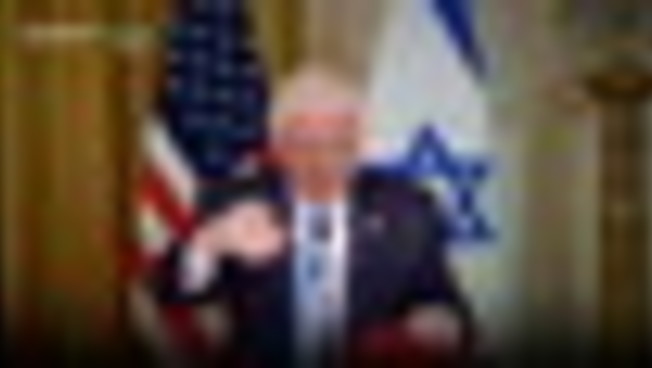 Crozza diventa Trump: Ecco Gazaland. I palestinesi? Tutti a Roccaraso ...