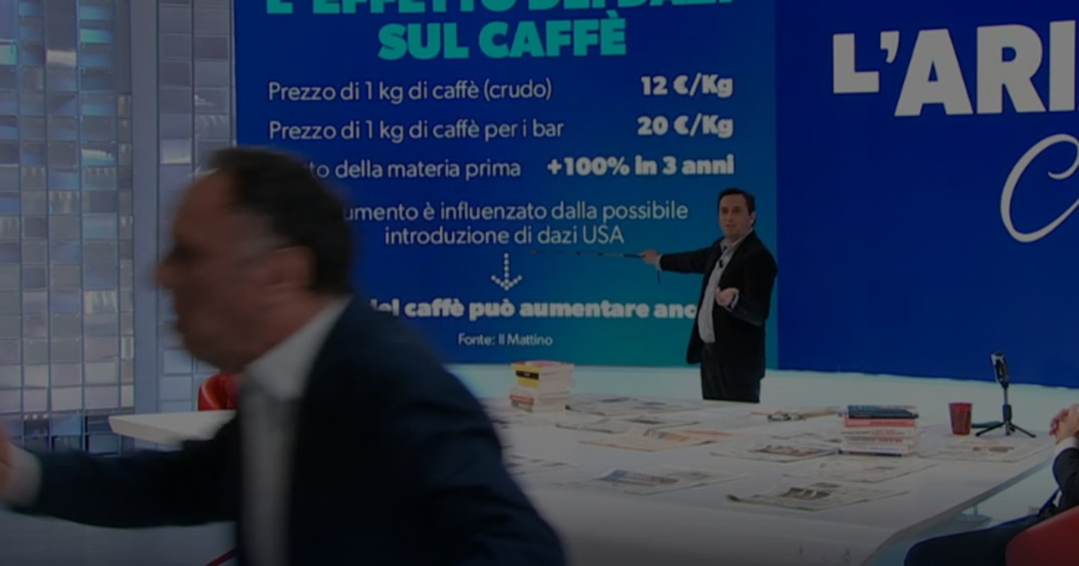L'aria che tira, chi viene cacciato da Parenzo: "Ma è impazzito? Entra in studio? Portatelo via ...