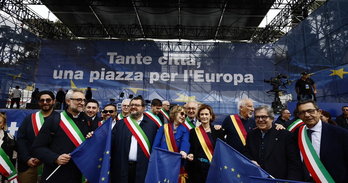 Picierno-Boldrini, gelo in piazza a Roma: ecco cosa è successo sotto al ...