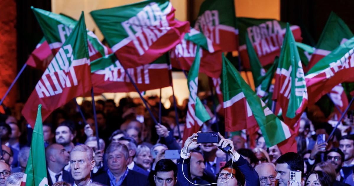 Azione, chi lascia Calenda per entrare in Forza Italia | Libero ...