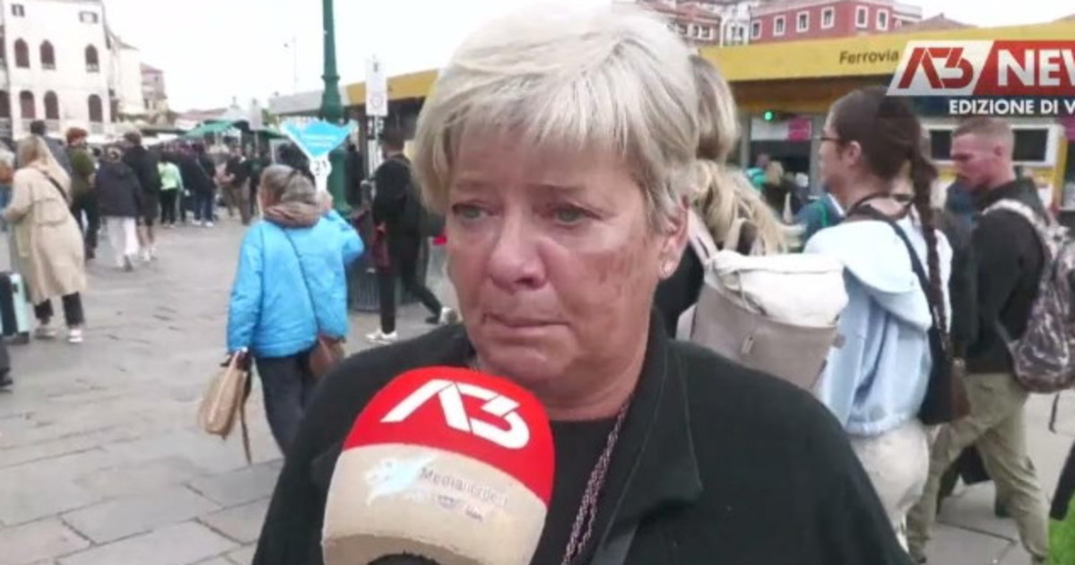 Venezia, manifesti-choc contro Lady Pickpocket: "Istiga alla violenza ...