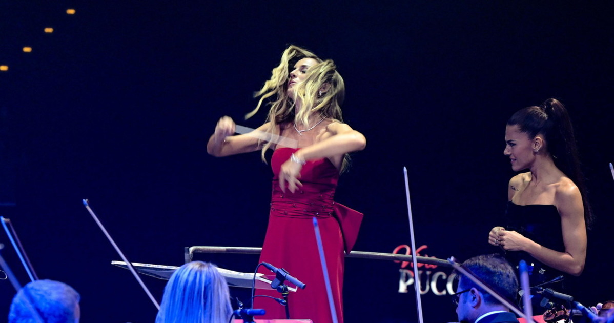 Beatrice Venezi, i sindacati vogliono anche un'altra testa: situazione ...