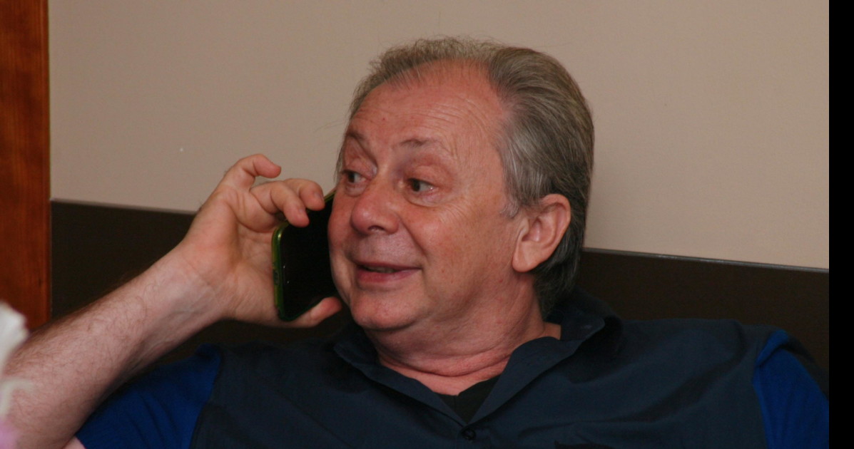 Lele Mora: "Vidi Bin Laden da Bush e portai il Papa da Fidel. Ora domo ...