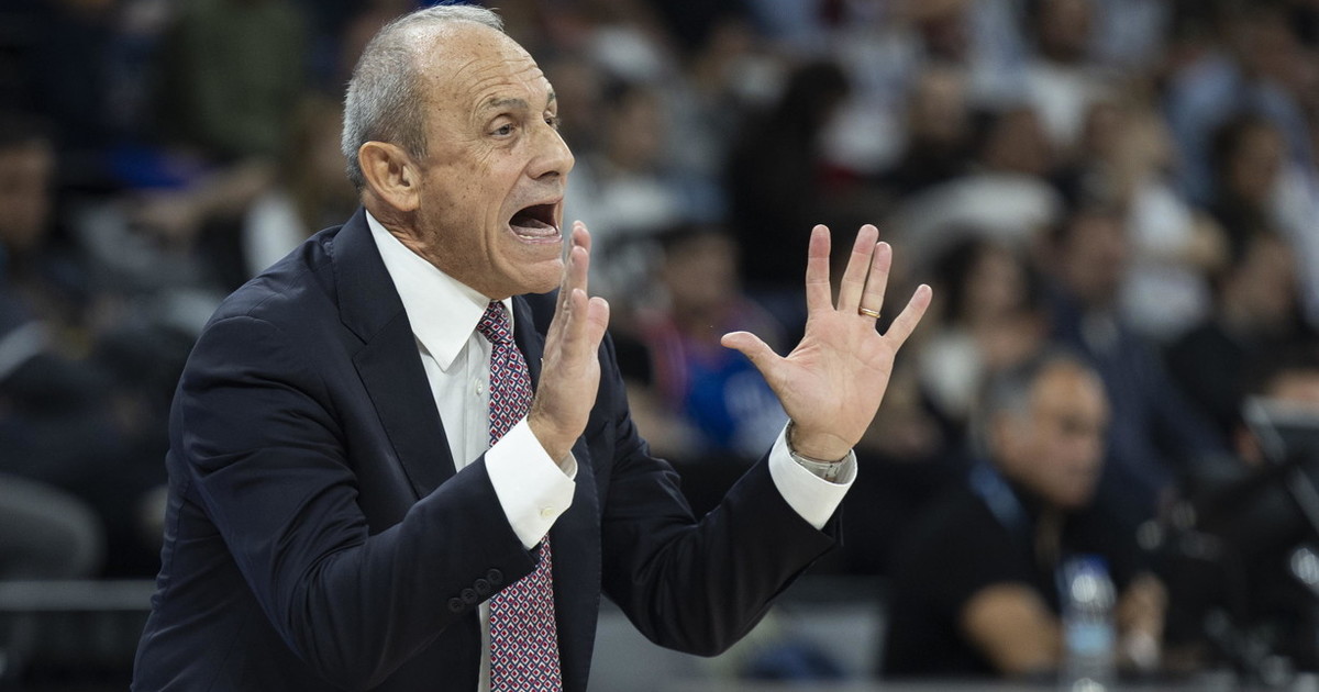 Clamoroso all'Olimpia Milano: si è dimesso Ettore Messina | Libero ...