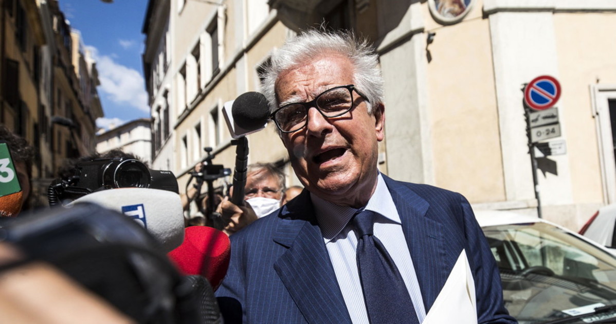 Caracciolo e Limes, psicodramma a sinistra: "Io resto", esplode il caso ...