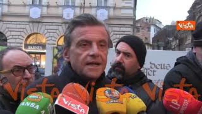 Calenda: "Salvini non ha idee, segue solo la convenienza" | Libero ...