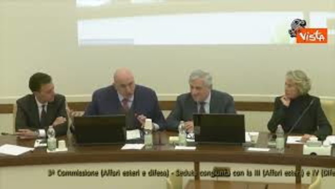 Crosetto: "Avrò sbagliato come Ministro, ma a Dubai c'erano miei figli ...