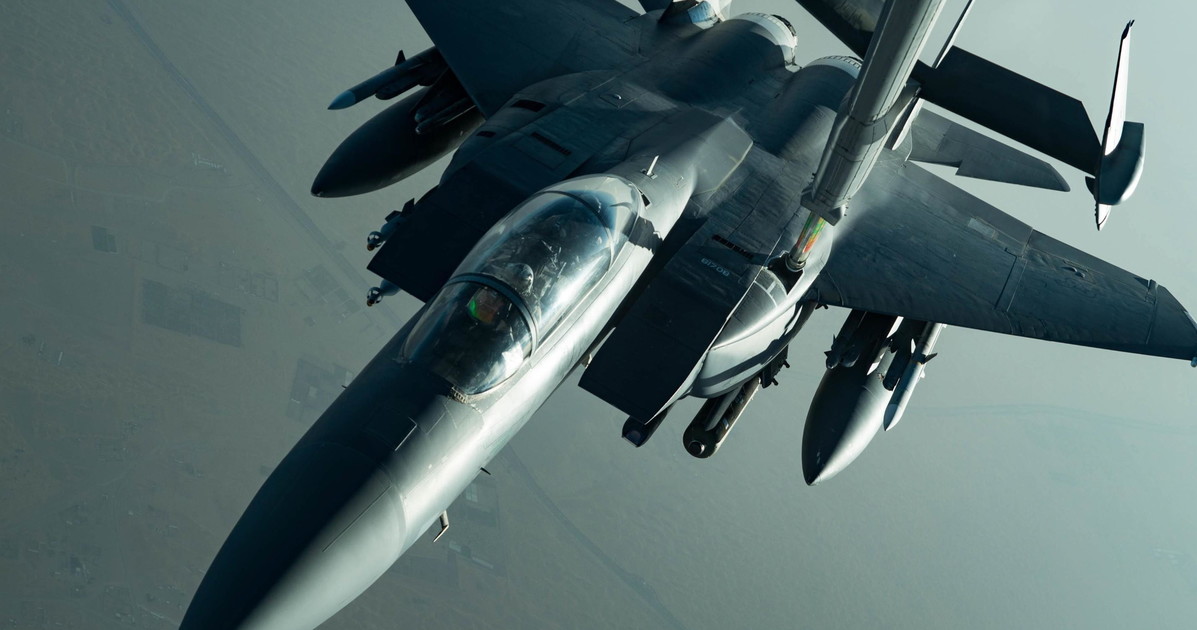 Strike Eagle, 2,5 volte la velocità del suono: il jet Usa che sta ...