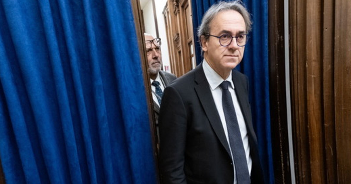 Angelo Bonelli fuori controllo: "Non sono Brad Pitt..." | Libero ...