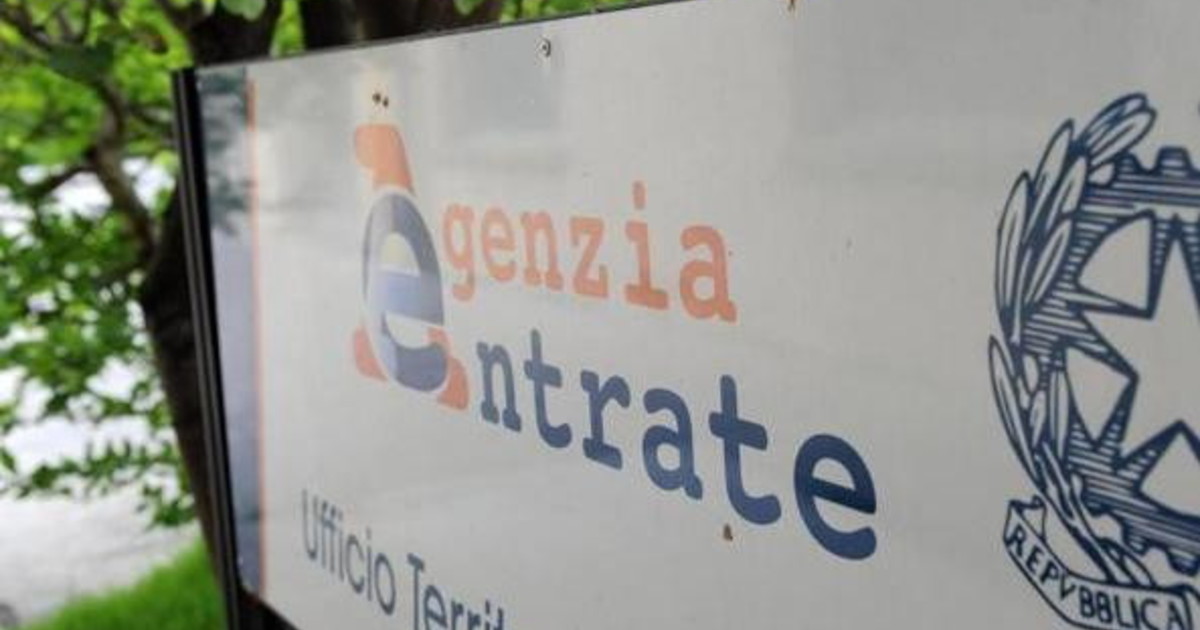 Fisco, busta paga nel mirino: ecco chi rischia una stangata | Libero ...